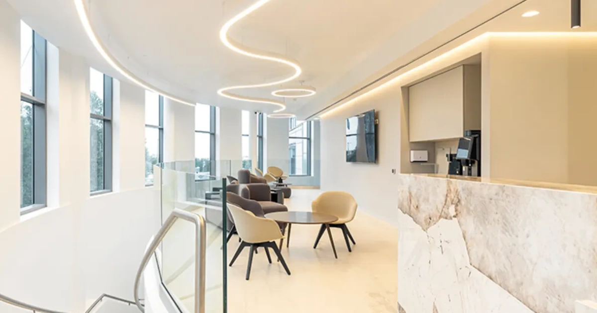 Dr Omar Quaba | Leading Plastic Surgeon in Edinburgh | Waterfront Hospital